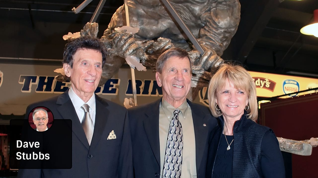 Ted Lindsay, Scotty Bowman mourn Mike Ilitch | NHL.com