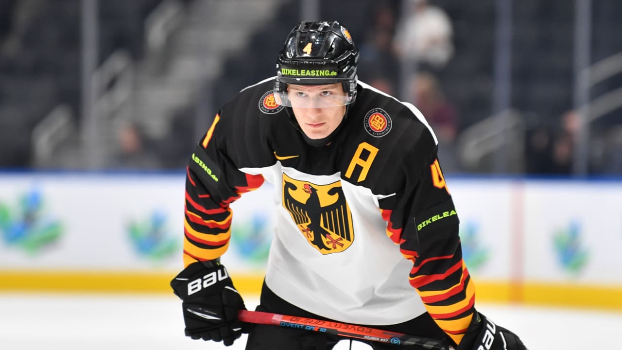 Szuber spricht von guter Entwicklung bei den Tucson Roadrunners | NHL ...