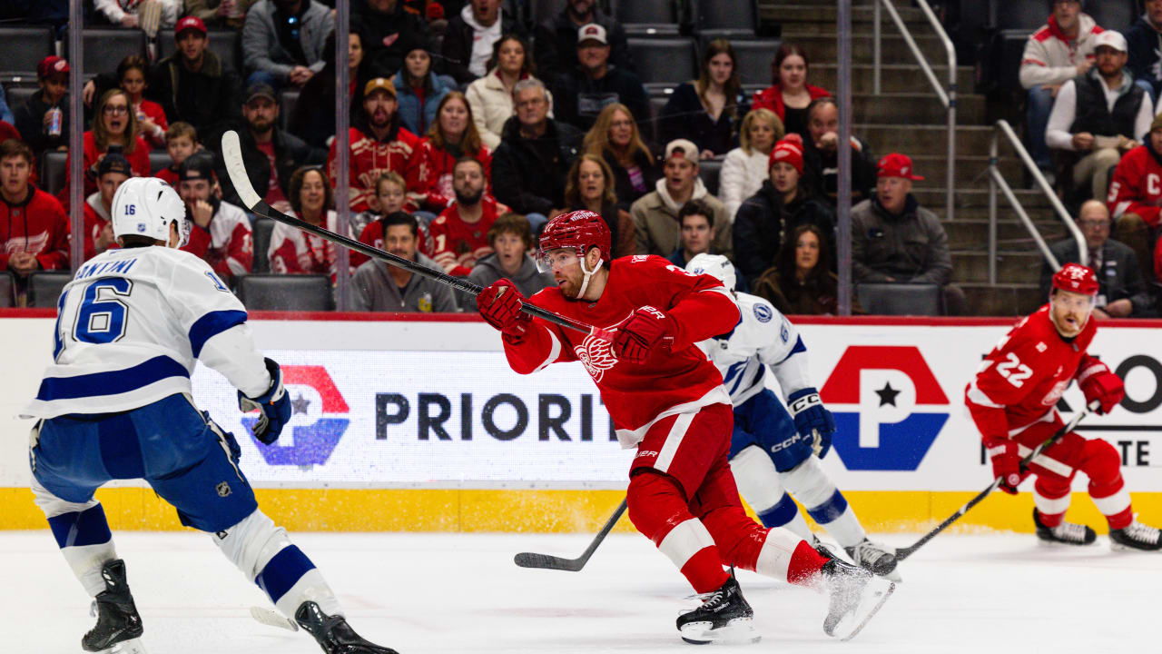 RECAP: Red Wings drop third consecutive game with 6-3 loss to Lightning ...