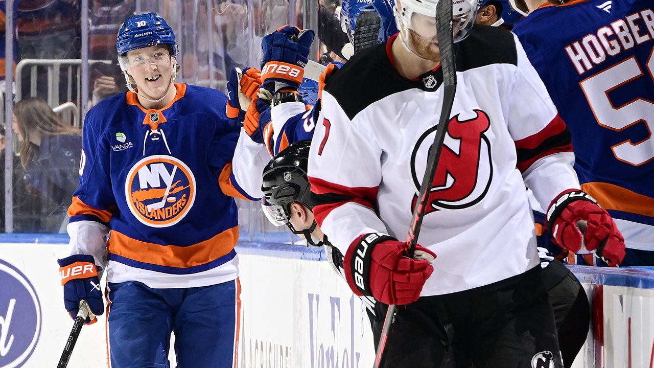 NJD@NYI: Holmstrom scores goal against Jacob Markstrom | NHL.com