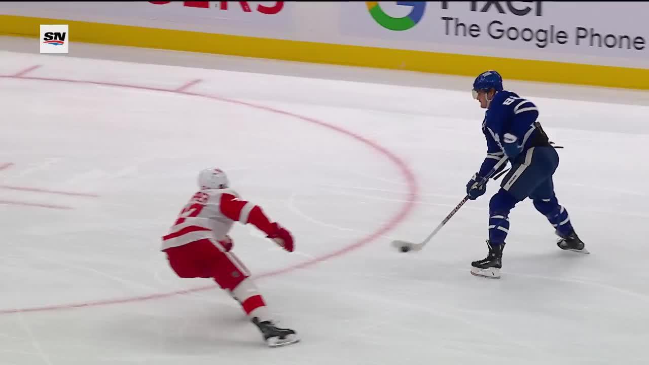 DET@TOR: Marner scores goal against Detroit Red Wings | Toronto Maple Leafs