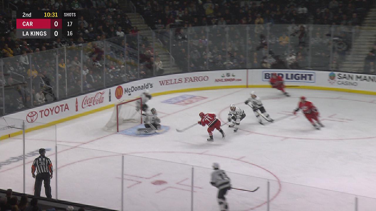 Quick's point-blank save | Los Angeles Kings