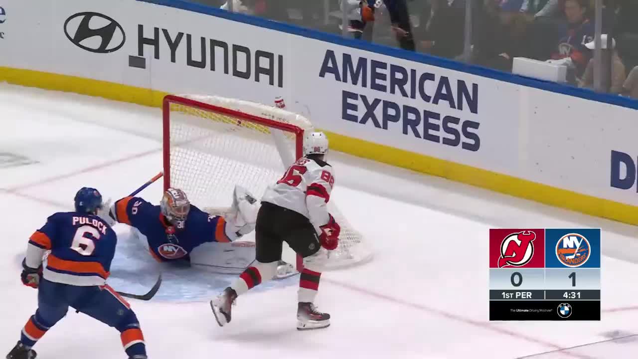 Sorokin flashes leather | NHL.com