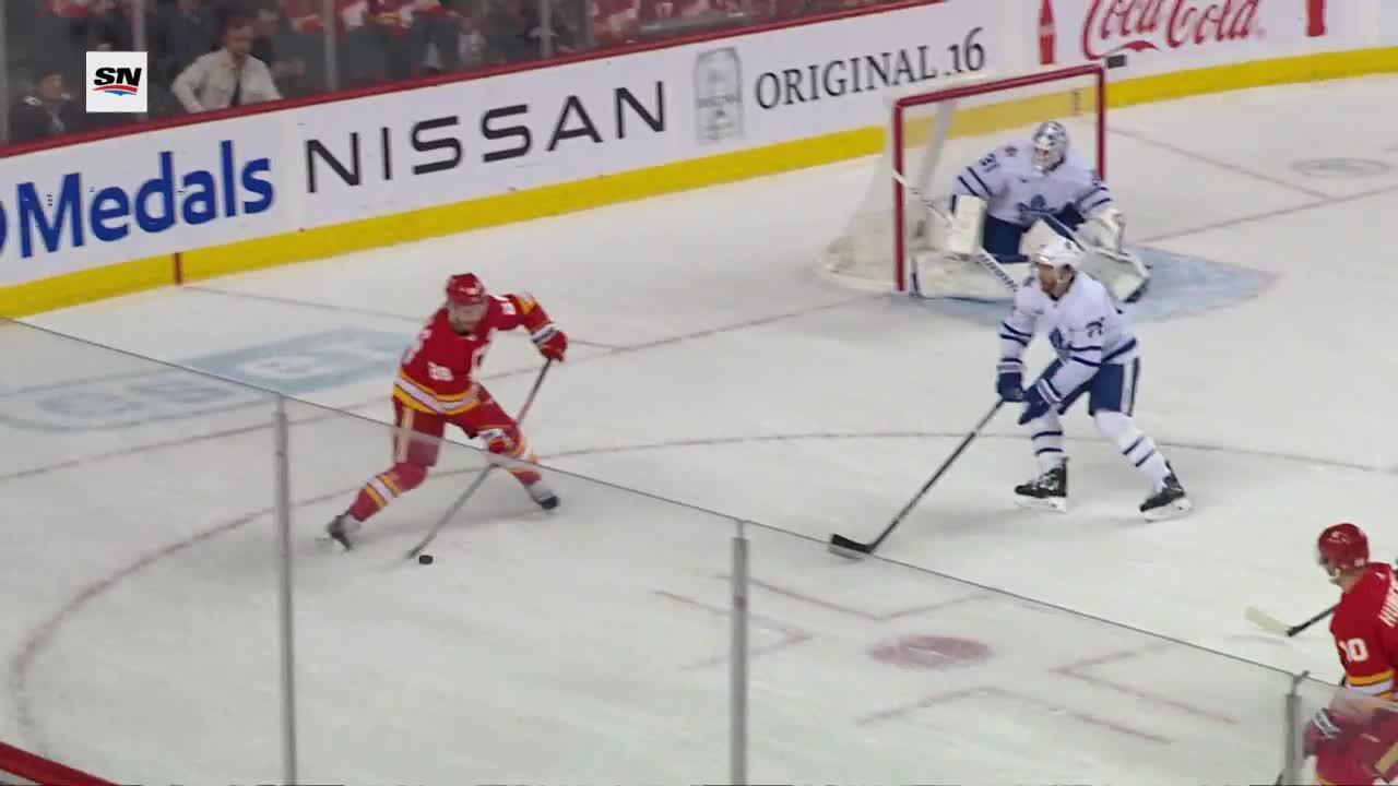 TOR@CGY: Kadri scores goal against Martin Jones | NHL.com
