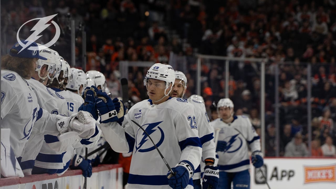 TBL at PHI | Another early lead courtesy of Holmberg | Tampa Bay Lightning