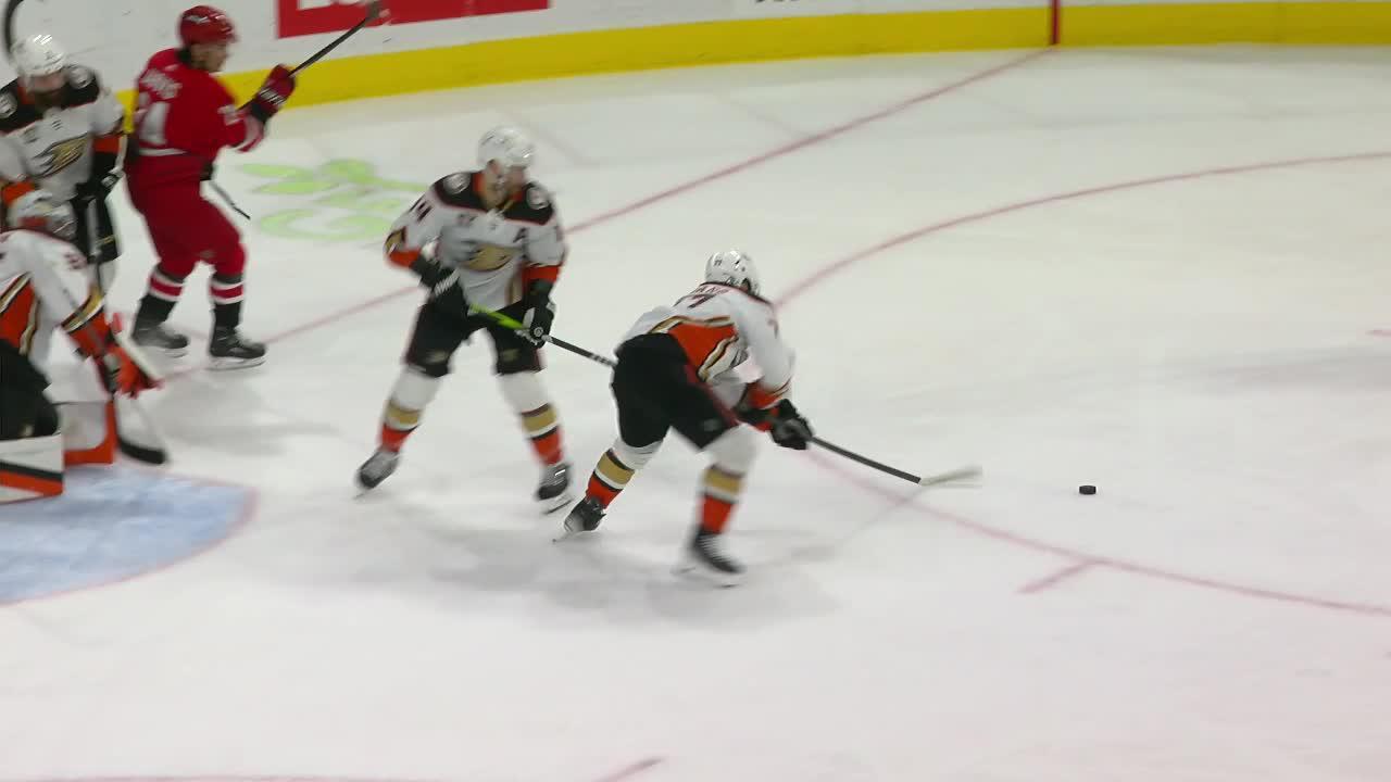 ANA@CAR: Gibson with a great save | NHL.com