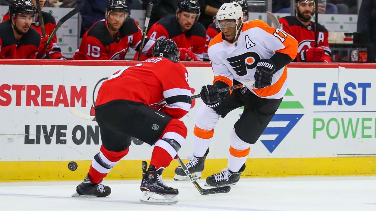 Simmonds a 'heart and soul' player for Flyers, says Giroux | NHL.com