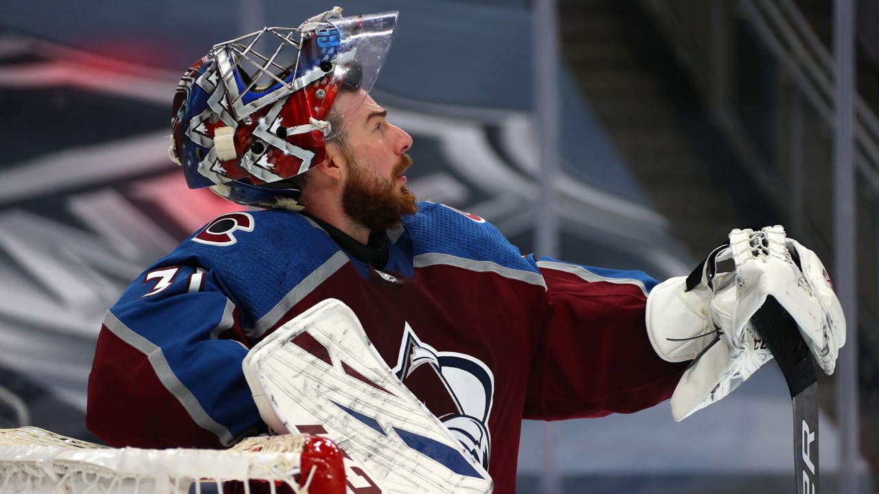 Grubauer überzeugt in seinem ersten Spiel seit Februar | NHL.com/de