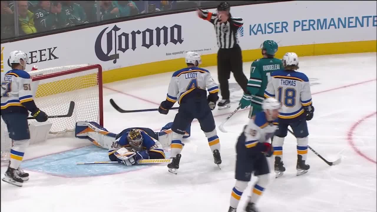 Hofer flashes glove | NHL.com