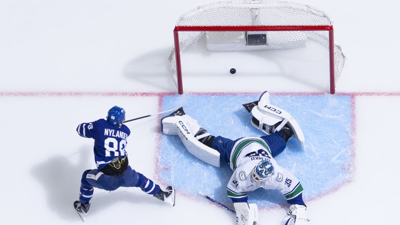 Nylanders comeback-succé: “En fantastisk hockeyspelare” | NHL.com/sv
