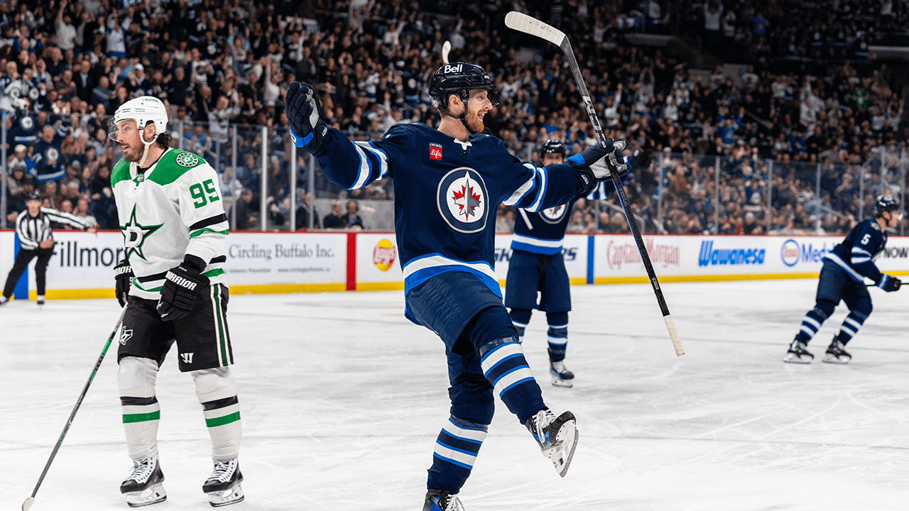 Connor's second goal | NHL.com