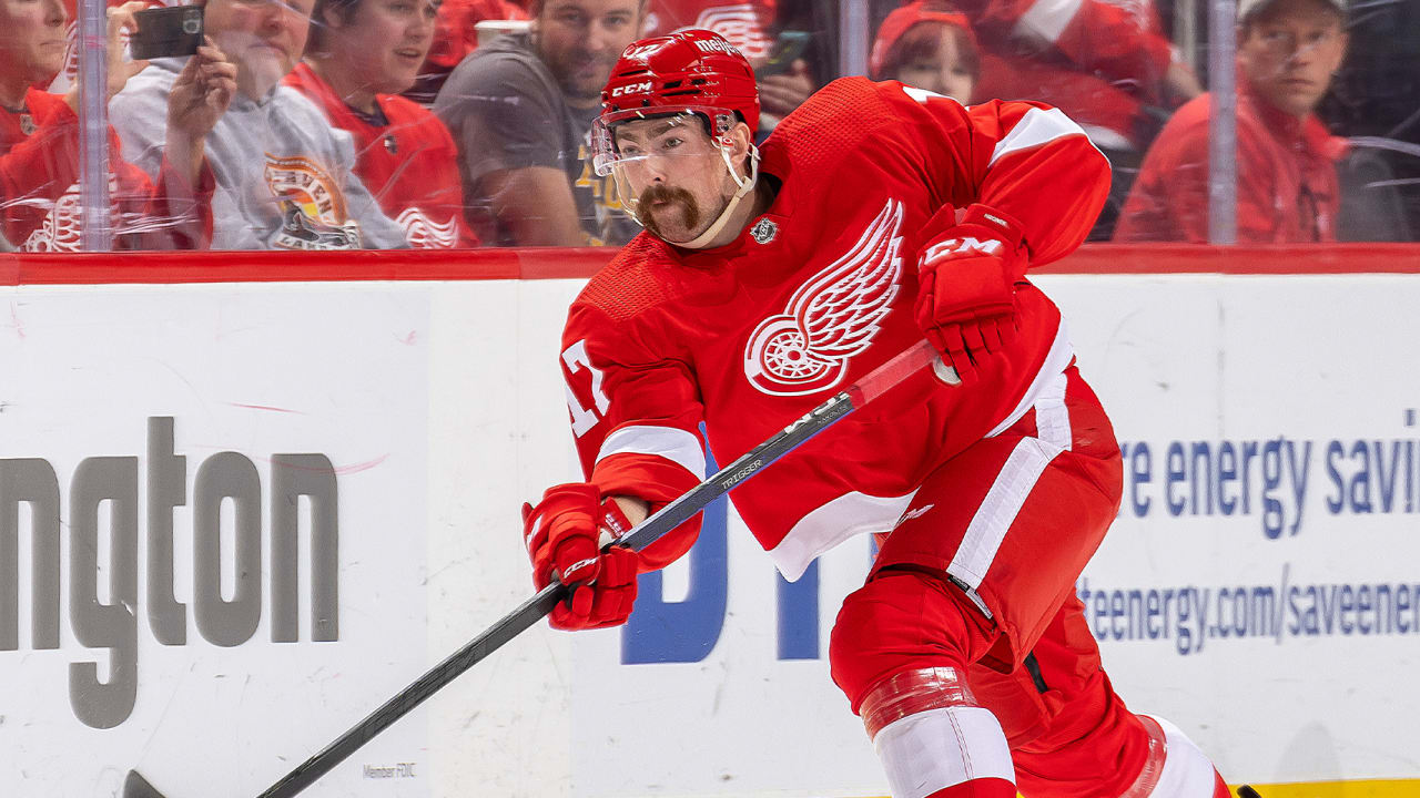 Forma jako hrom! Hronek se zapsal do historie | NHL.com/cs