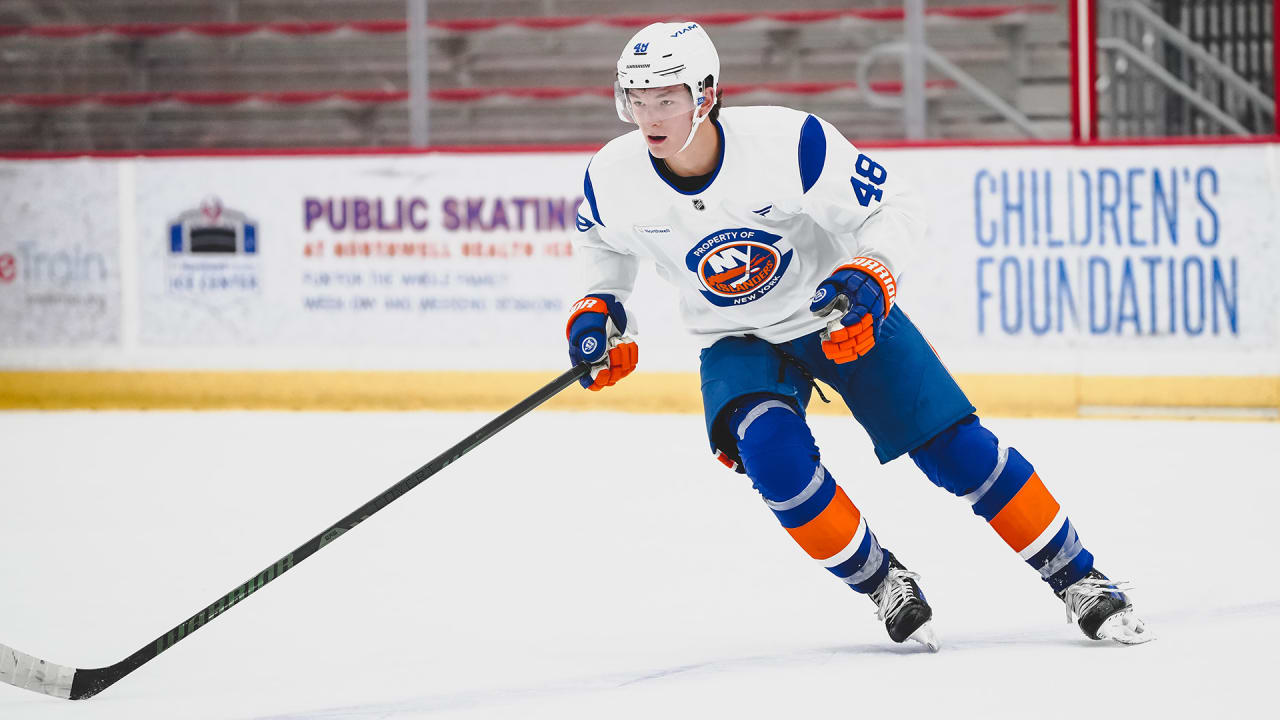 Catching Up with Matthew Schaefer After Day One of Rookie Camp | New ...