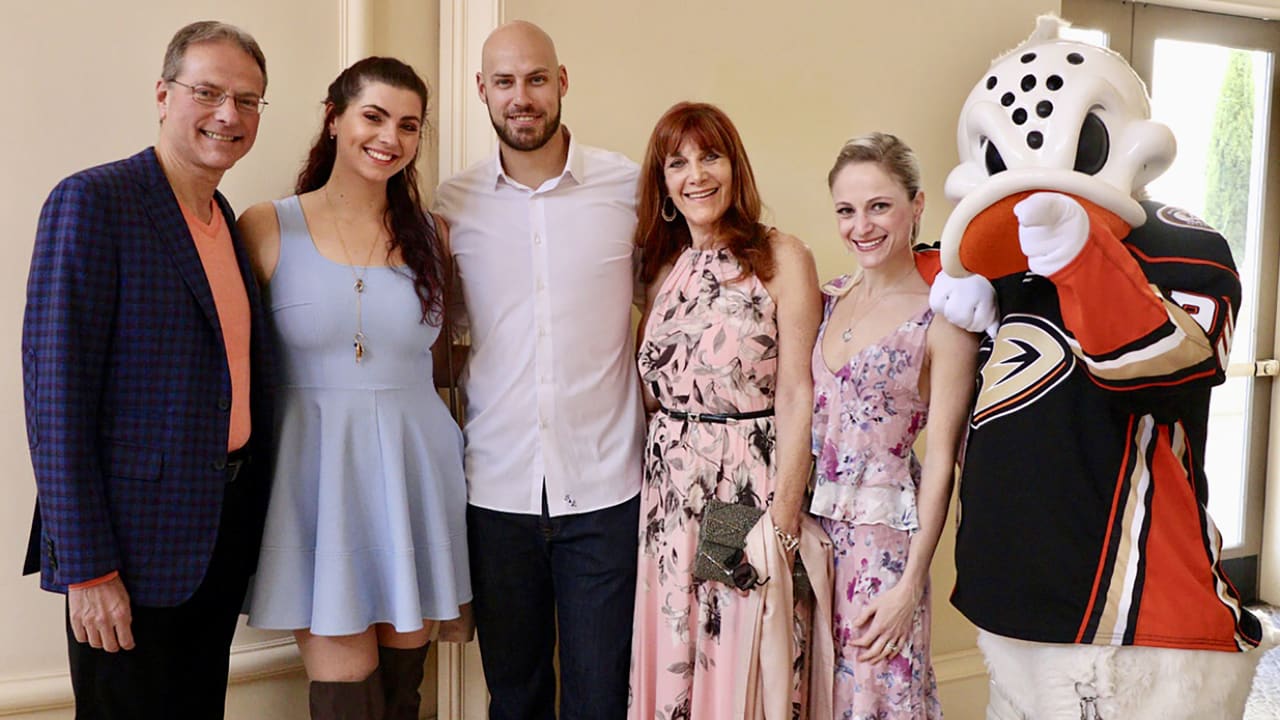 Five Questions with Jillian Reddin | NHL.com