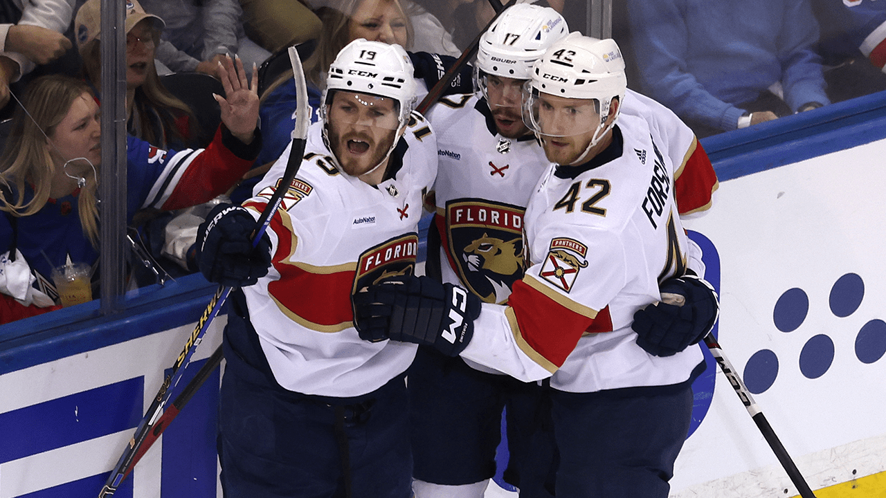 Forsling backhands a beauty | NHL.com