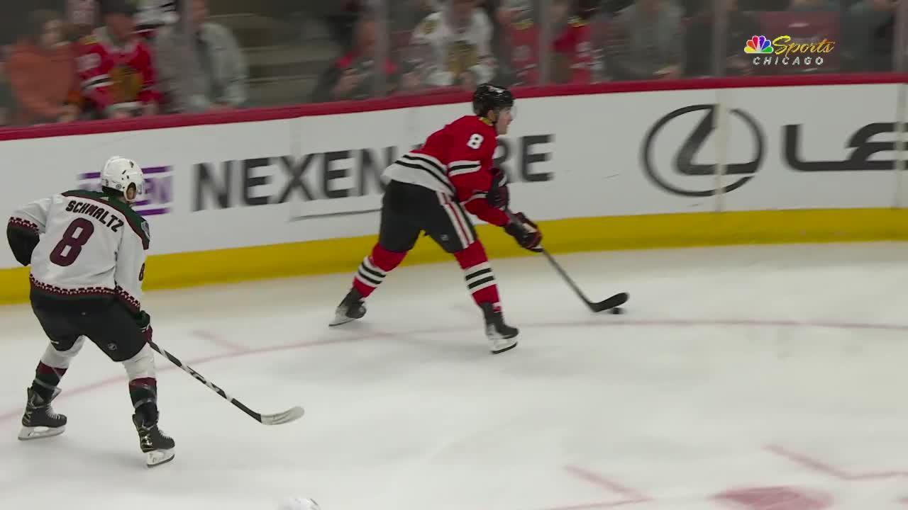 ARI@CHI: Bedard Banks Shot In | Chicago Blackhawks