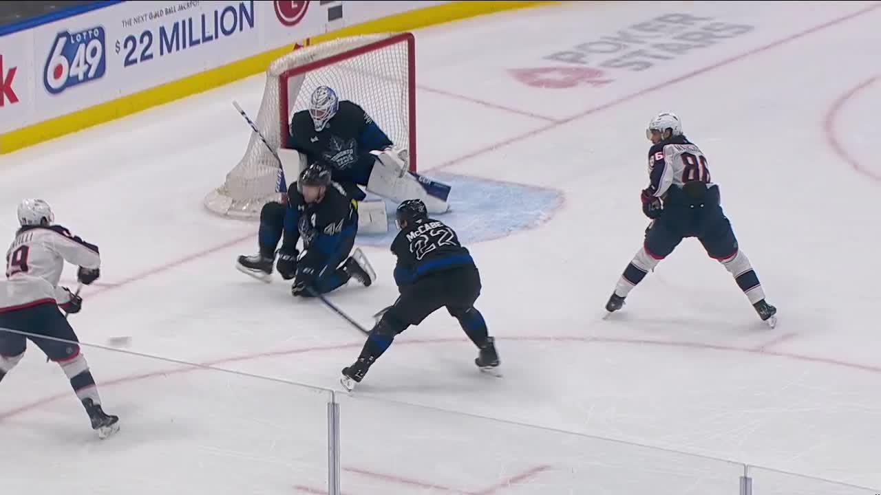 Fantilli's second goal of the game | NHL.com