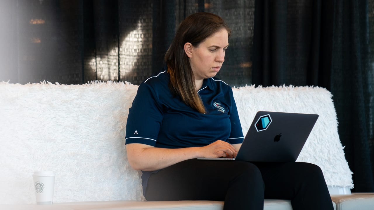 Mandrycky named Kraken assistant GM, sixth woman hired for role in NHL ...