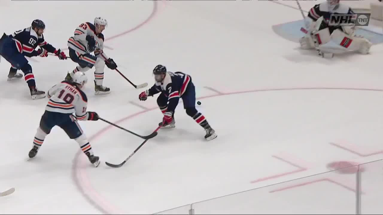 Nugent-Hopkins scores SHG | NHL.com