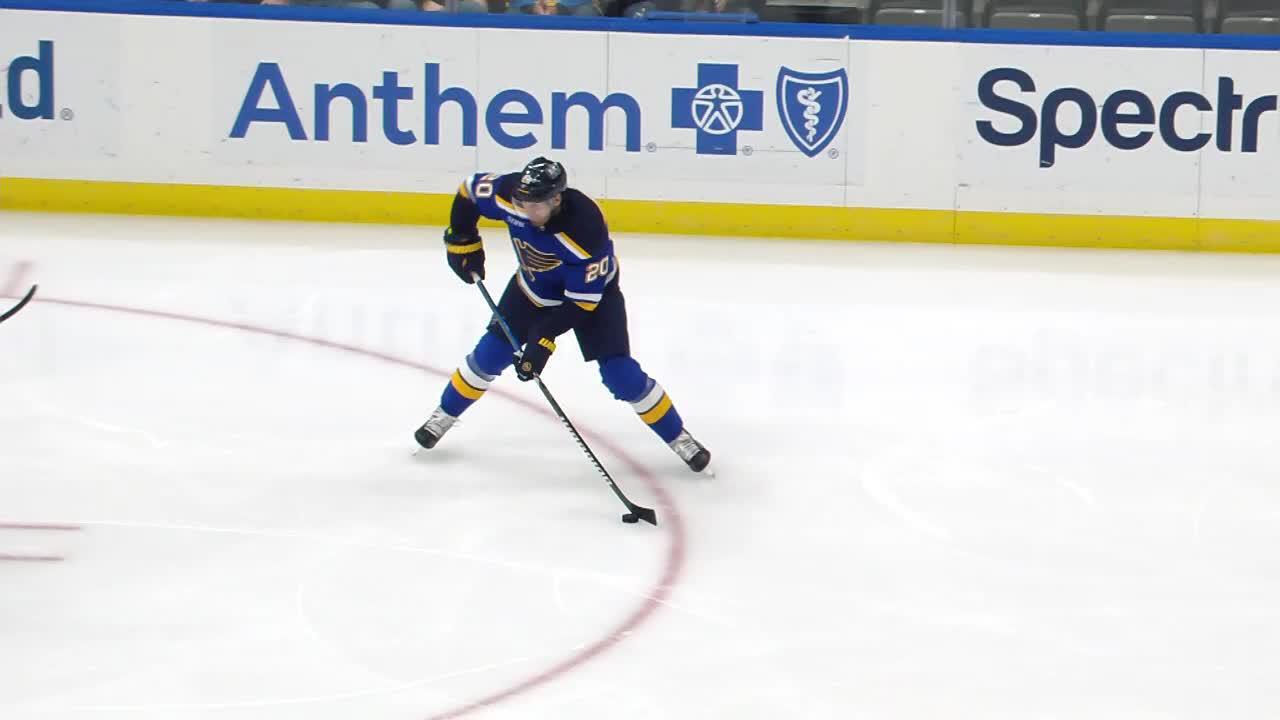 Saader scores early | St. Louis Blues