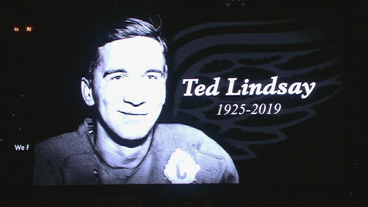 Ted Lindsay honored by Lightning | NHL.com