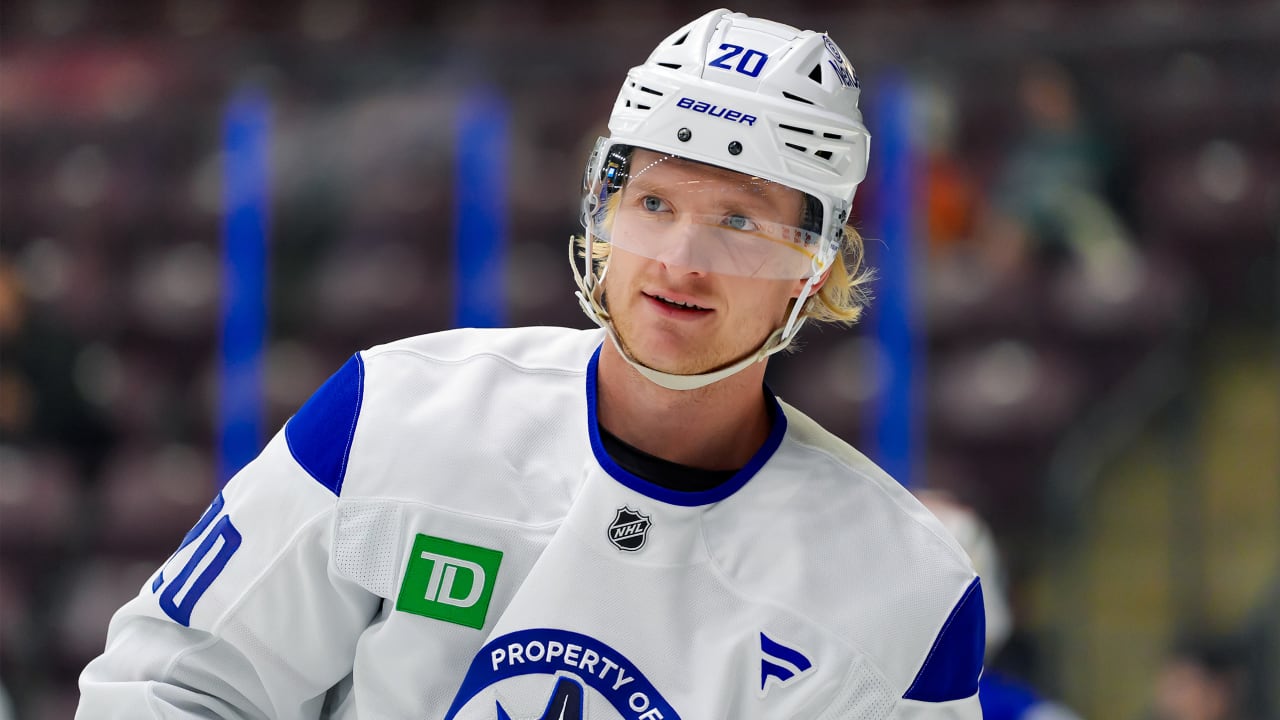 Danton Heinen Back in Familiar Territory | Vancouver Canucks