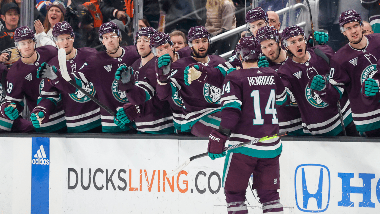 Henrique Opens the Scoring | Anaheim Ducks