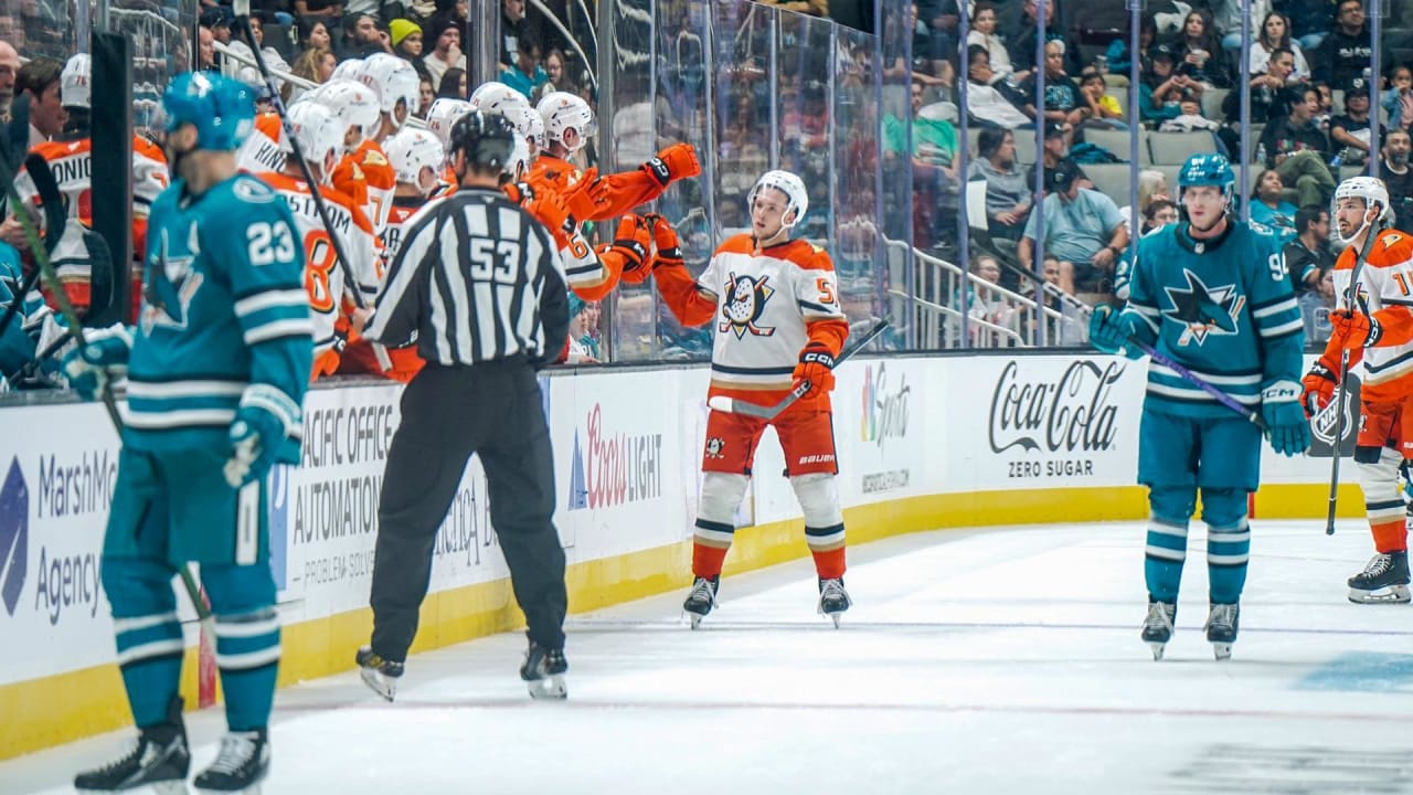 Highlights: Ducks Beat Sharks 4-3 | Anaheim Ducks