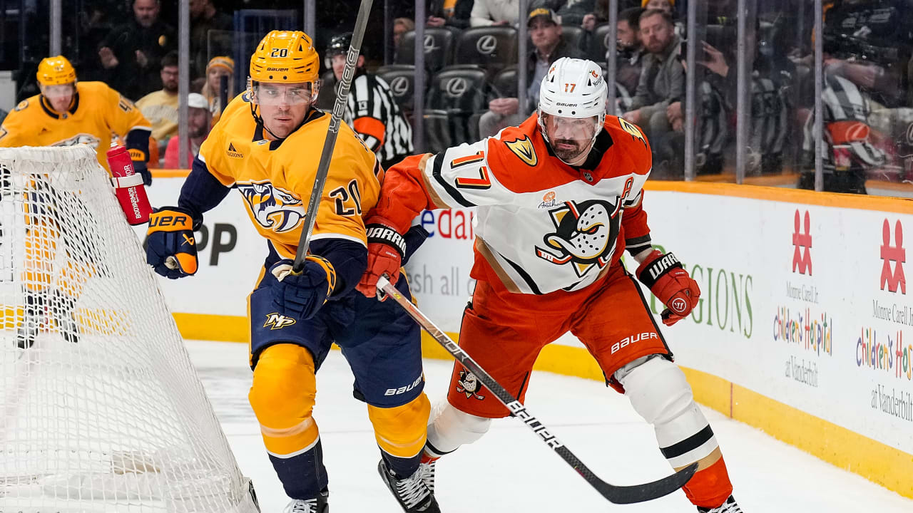 Ducks vs. Predators | Nashville Predators