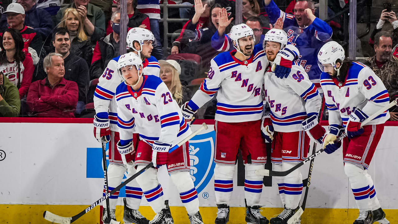 Fox opens scoring | NHL.com