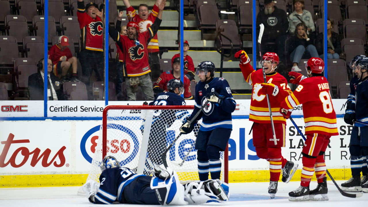 Photo Gallery - Flames vs. Jets (Young Stars Classic) | Calgary Flames