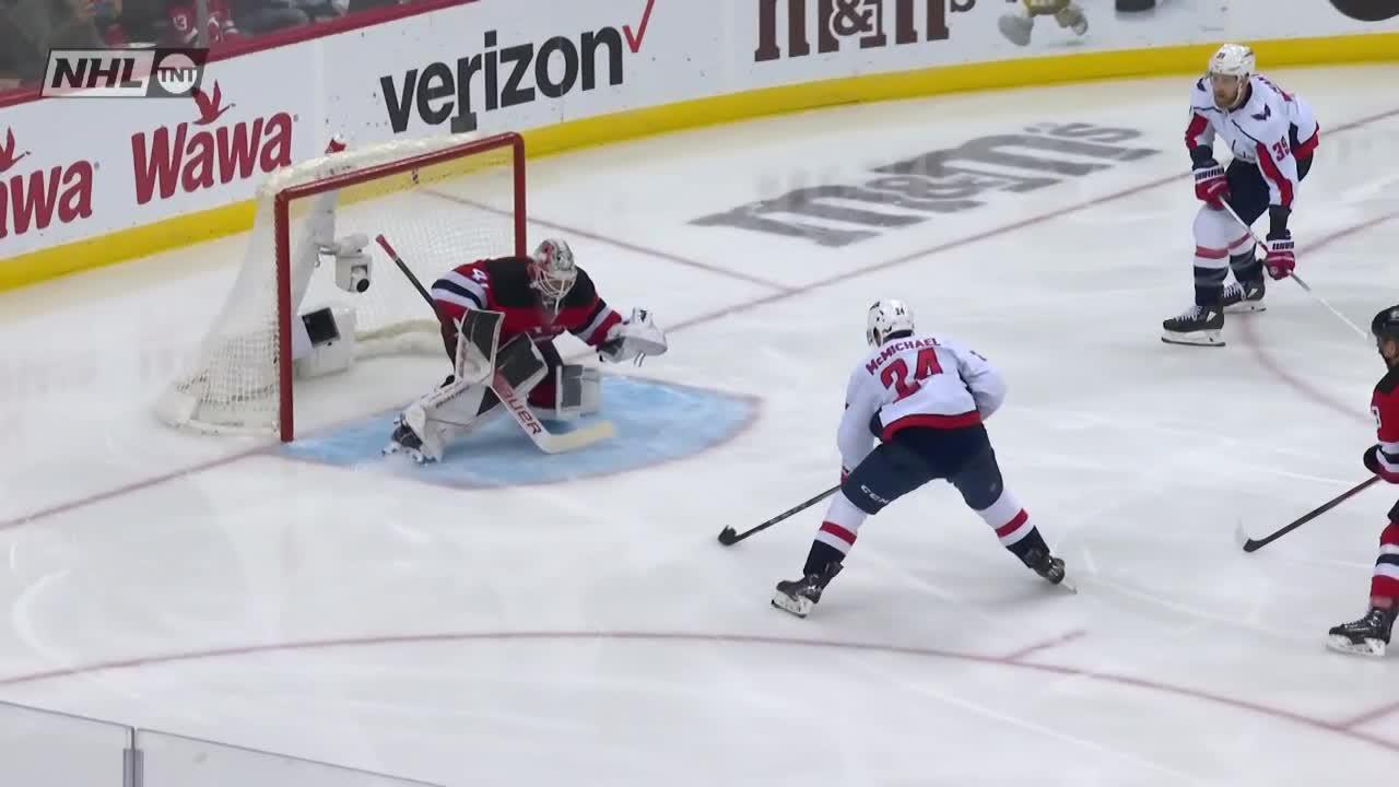 McMichael regains the lead | NHL.com