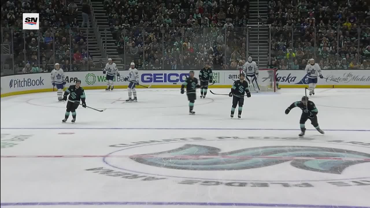 TOR@SEA: McCabe scores goal against Seattle Kraken | Toronto Maple Leafs