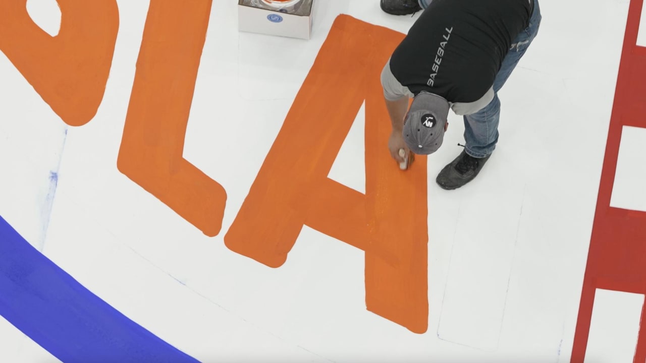 Islanders Logo Painted on Ice | New York Islanders