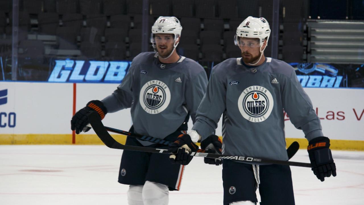Oilers practice in Sweden | NHL.com