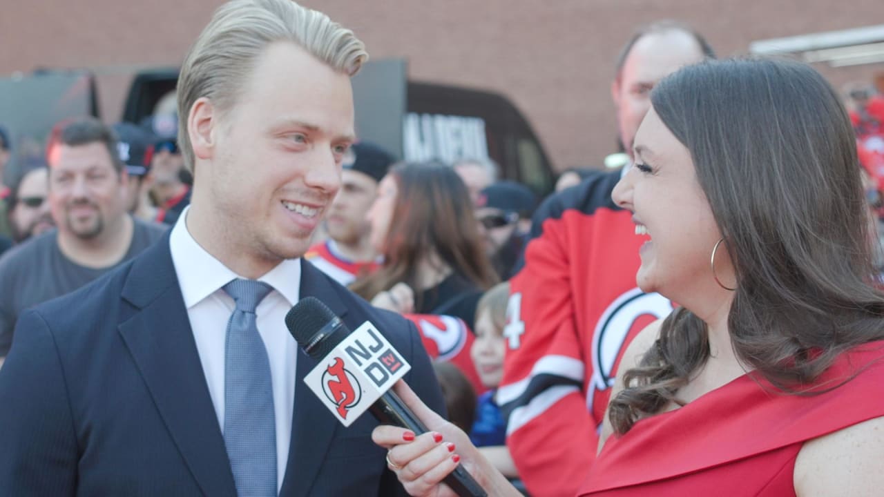Bratt on the Red Carpet | New Jersey Devils