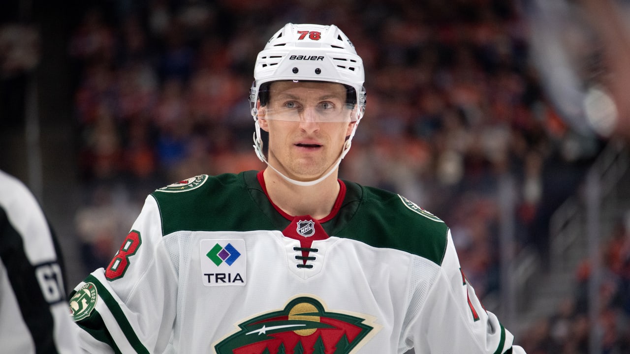 Nico Sturm: „Ich will mir von Leon etwas abschauen“ | NHL.com/de