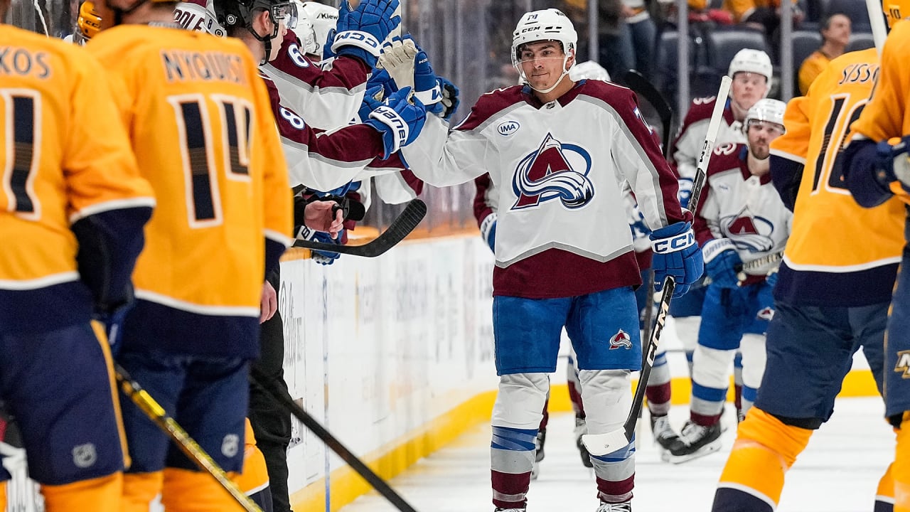 Malinski kicks off scoring | NHL.com