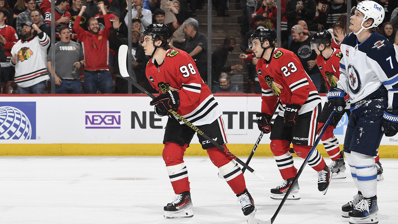 Bedard finishes while falling | NHL.com