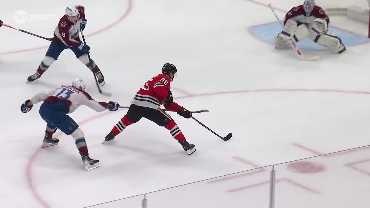 Shorthanded Opener for Mikheyev | Chicago Blackhawks