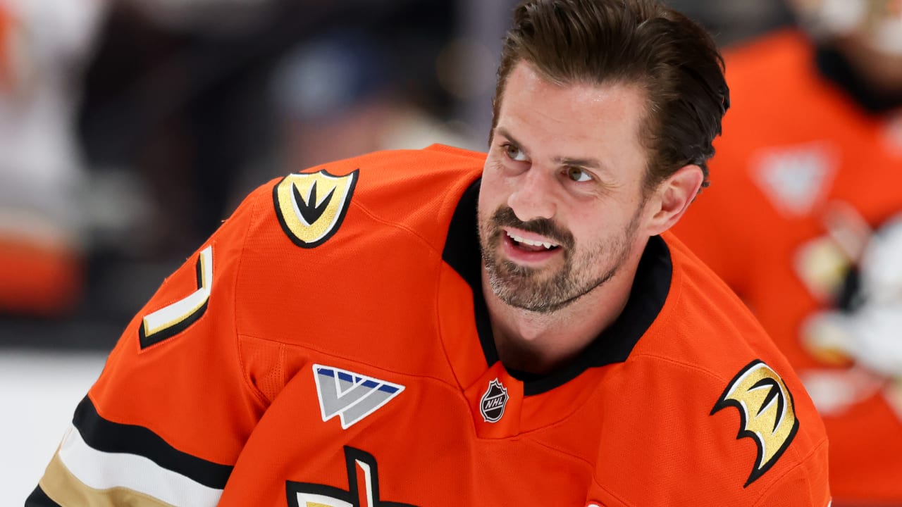 Photos: Ducks vs. Sharks (Preseason) | Anaheim Ducks