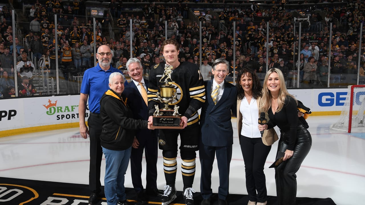 Trent Frederic Receives NESN’s 2024 7th Player Award | Boston Bruins