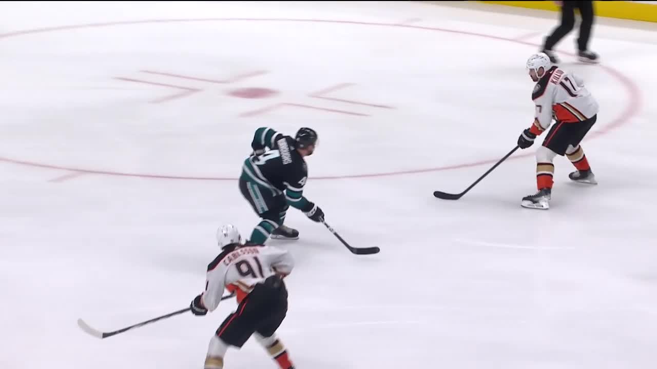 Killorn goes five-hole | NHL.com