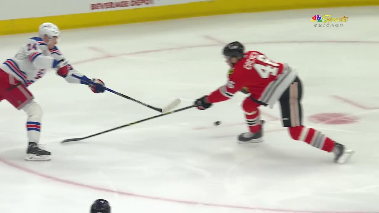 NYR@CHI: Vlasic Scores Wrister in First Period | Chicago Blackhawks