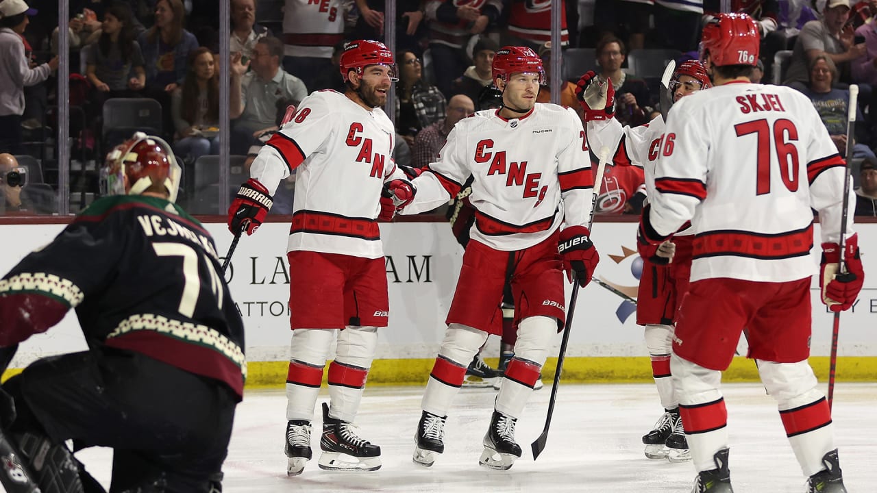 Martinook opens scoring early | NHL.com