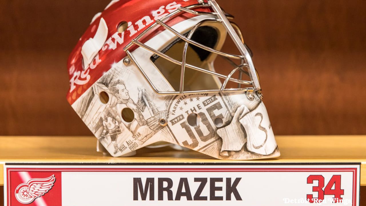 Petr Mrazek's mask honors Gordie Howe, Steve Yzerman | NHL.com