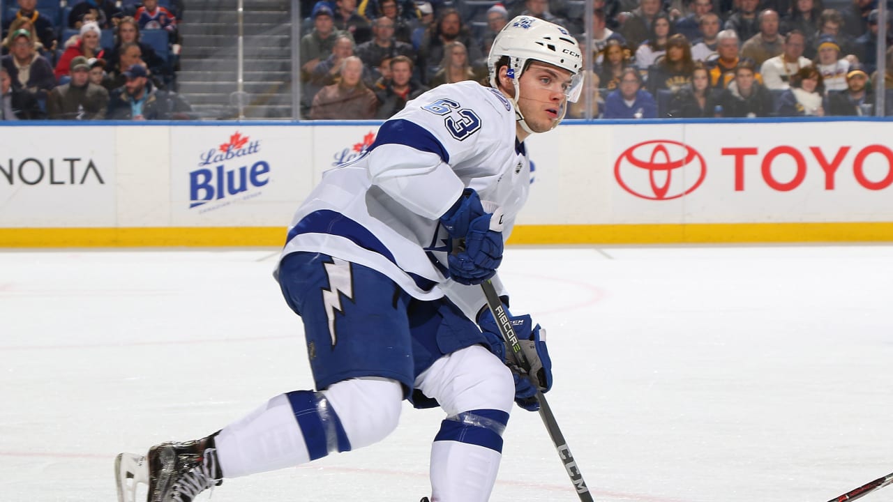 Les Canadiens s'entendent avec Matthew Peca | Canadiens de Montréal