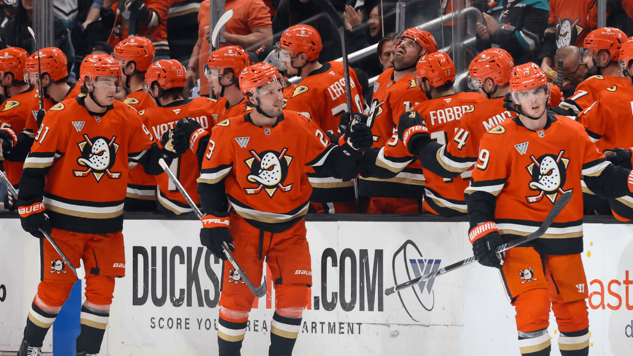 Highlights: Ducks Beat Sharks 3-1 | Anaheim Ducks