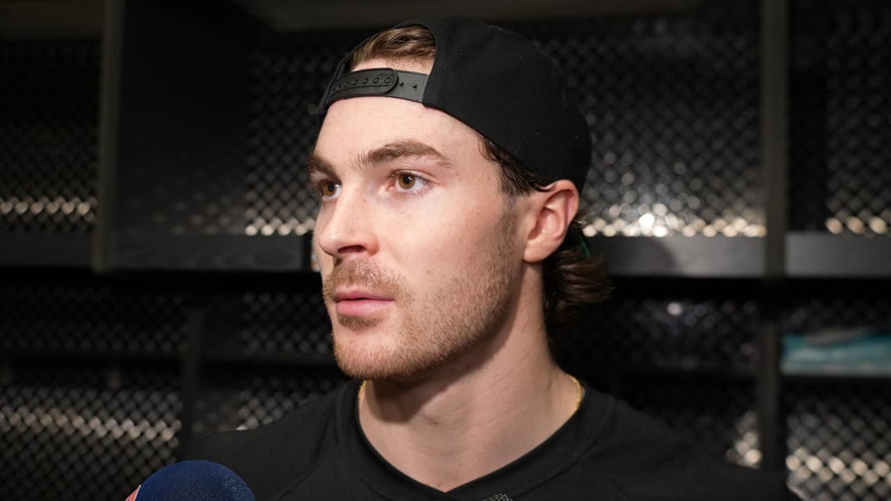 Locker Room Raw: Riley Duran | Boston Bruins