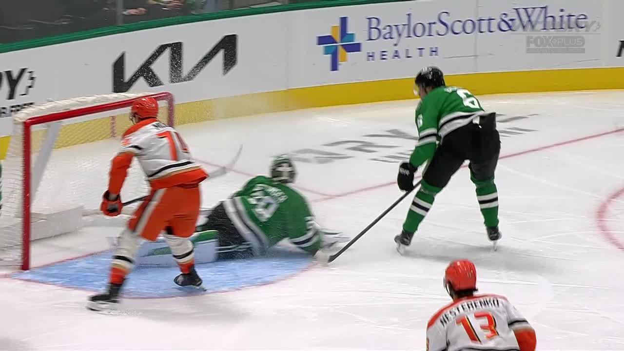 ANA@DAL: Moore scores goal against Jake Oettinger | NHL.com
